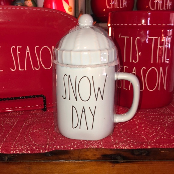 Rae Dunn | Holiday | Rae Dunn Snow Day Mug With Hat Topper Blue | Poshmark